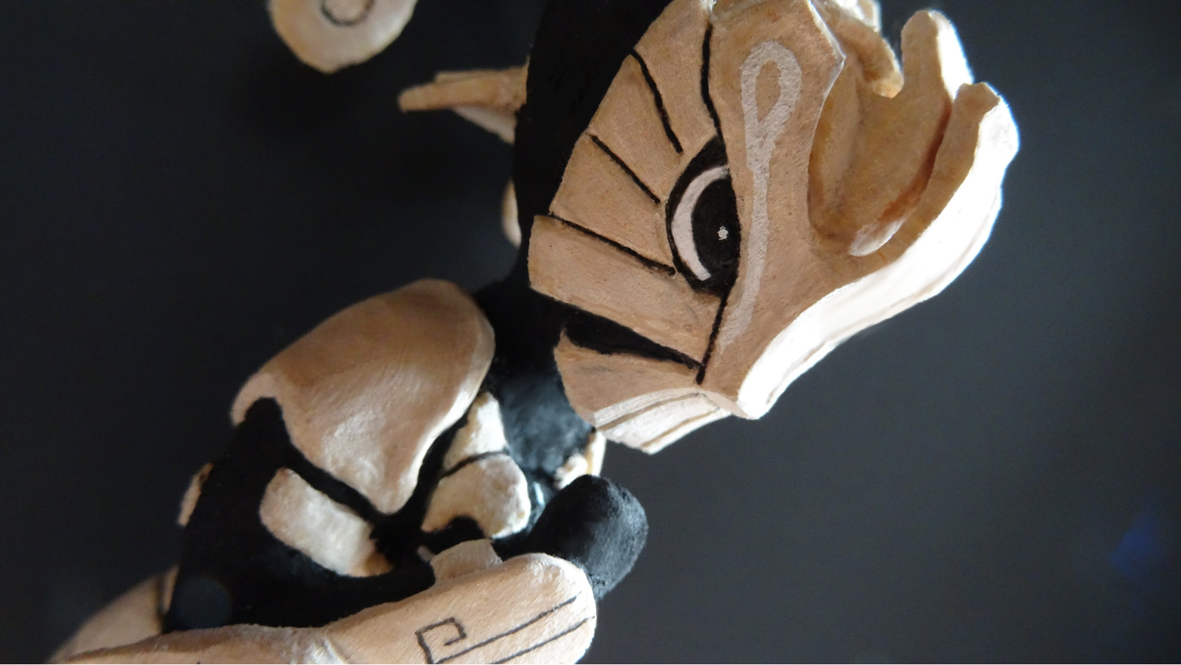 [Fan Art] Wuju, The administrator of the Magnus. Carved in lime wood ...